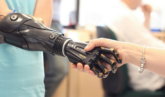 Unveiled - First bionic hand with a sense of touch | ummid.com