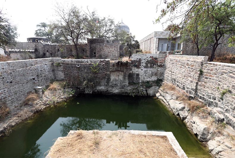 UNESCO recognition brings in focus restoration of 6 stepwells at Qutb ...