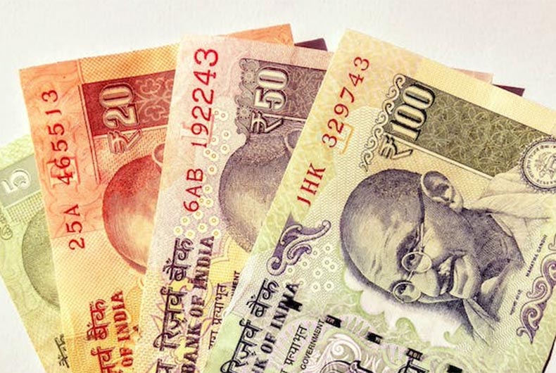 Rupee hits new record low of 82.95 against US Dollar | ummid.com