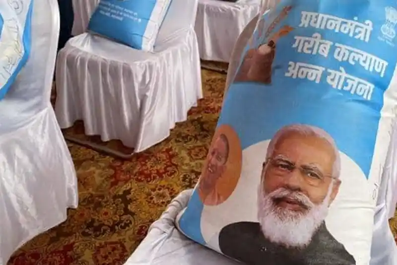 States to spend crores on Ration Bags with Narendra Modi photos | ummid.com